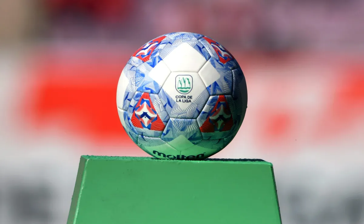 Otro caído: DT de Primera División presentó su renuncia tras ...