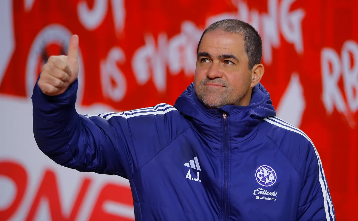 Henry Martín volvería a jugar con América frente a Atlas