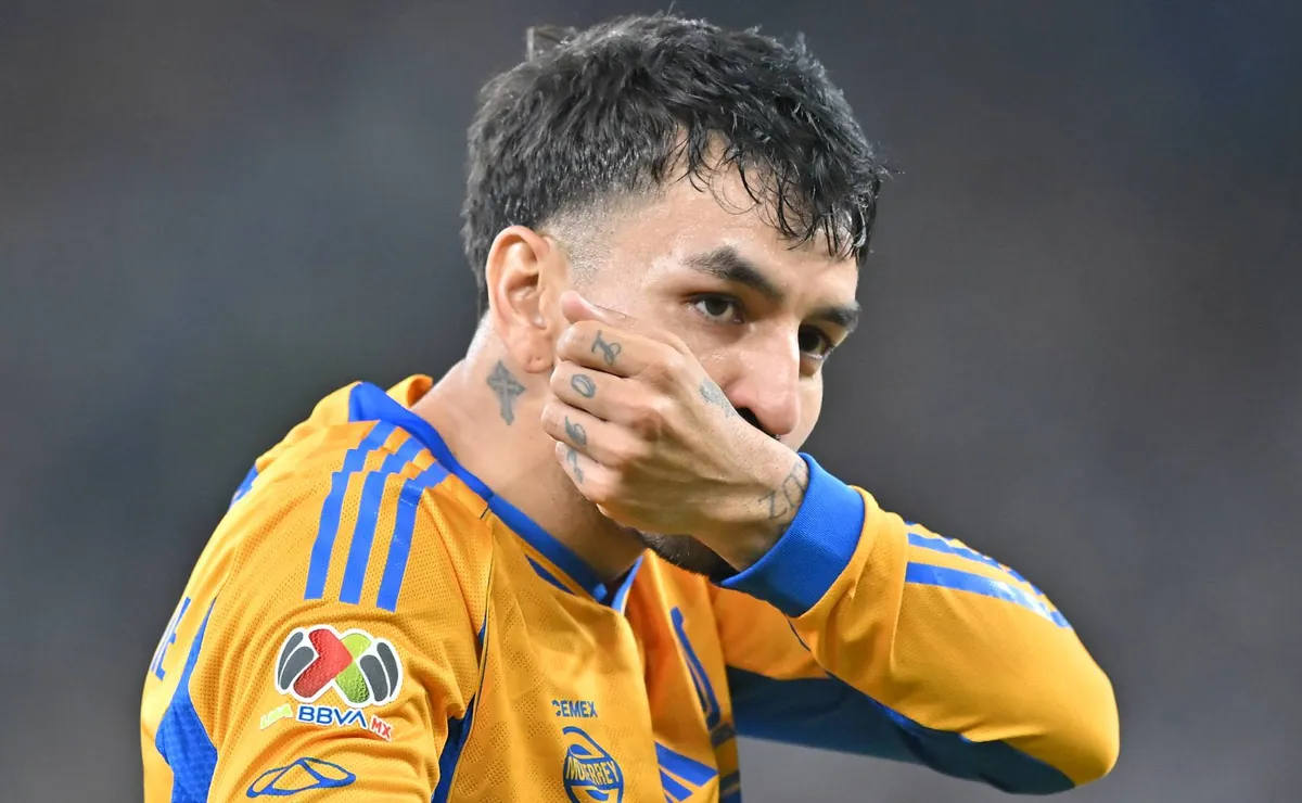 Ángel Correa solo sería vendido de Tigres a River Plate por la cláusula