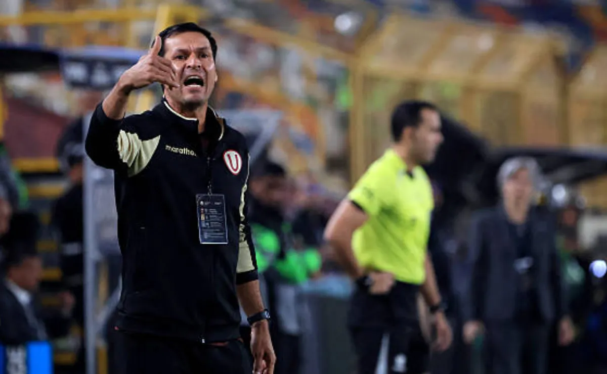 Universitario tomó decisión sorpresiva con Jorge Araujo luego de ...