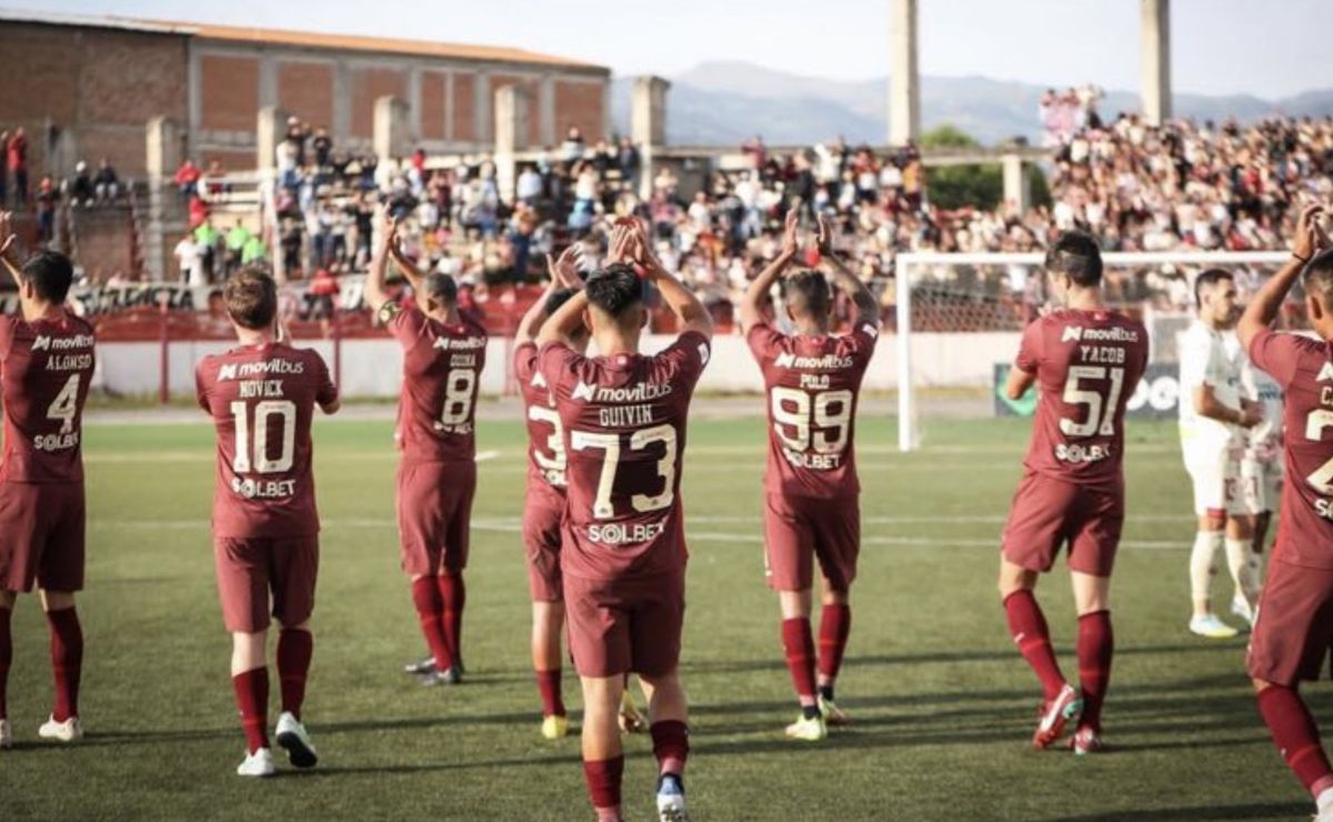 Regresa a Universitario: El segundo refuerzo para complacer a Héctor ...