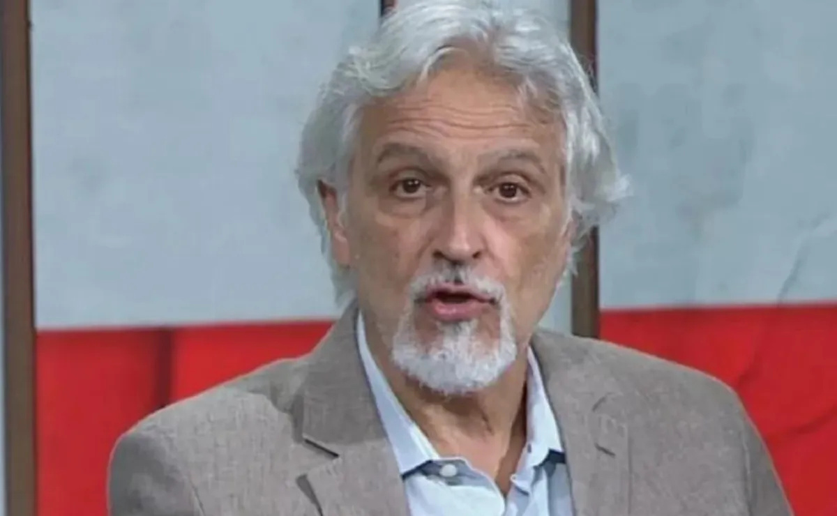 "É um jogador INÚTIL, Santos joga com um a menos"; Sormani perde a ...