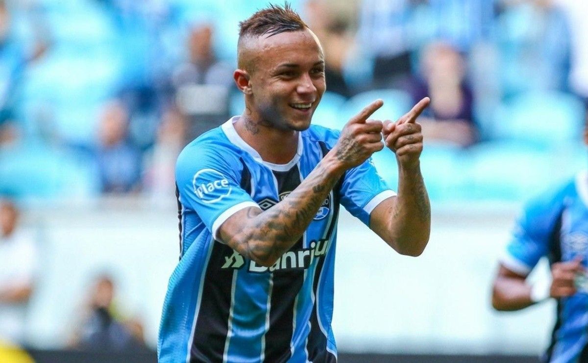 Com possível saída de Cebolinha, Grêmio busca substituto imediato para ...