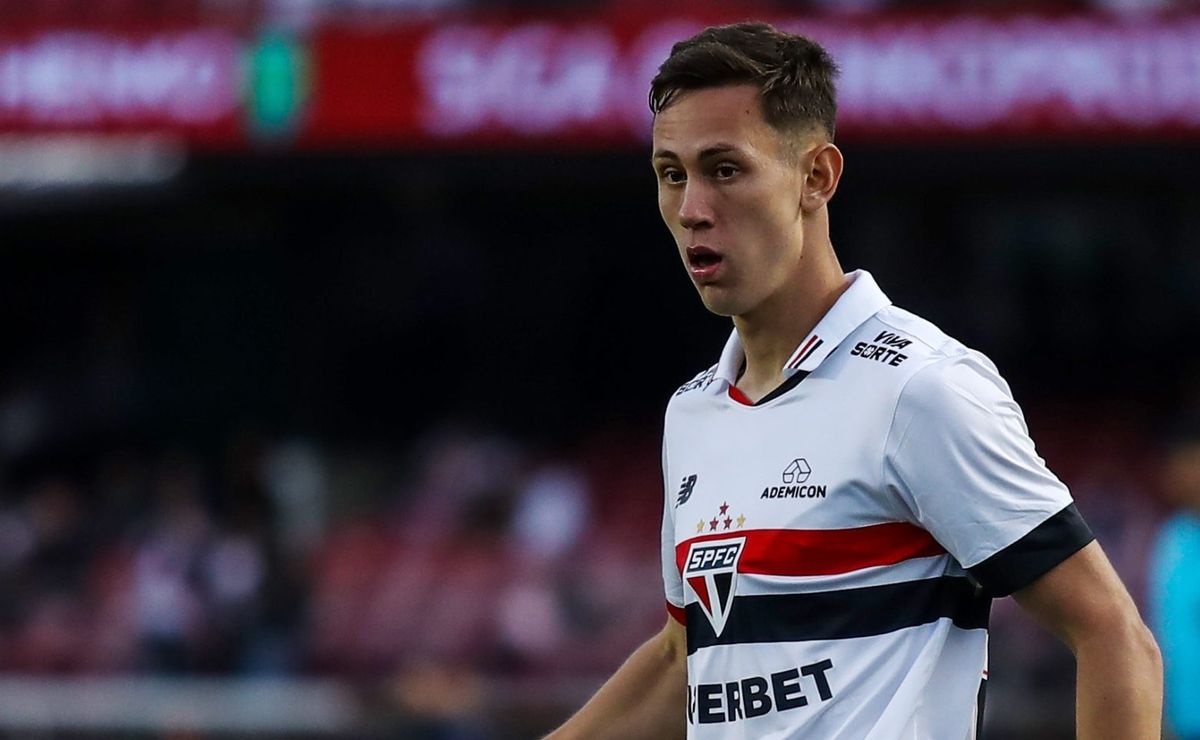 Patryck deixa Allianz Parque consciente após lance em Palmeiras e São Paulo