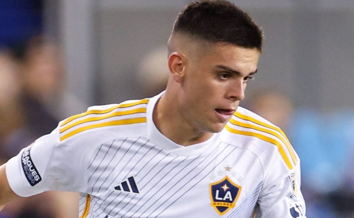 Ex-Vasco, Gabriel Pec tem atuação de gala na MLS