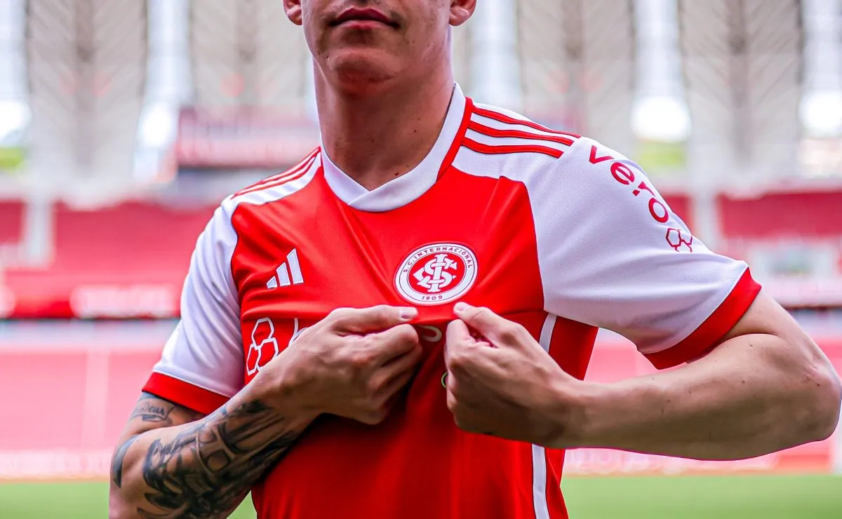 Ronaldo vira meme da torcida do Internacional nas redes sociais