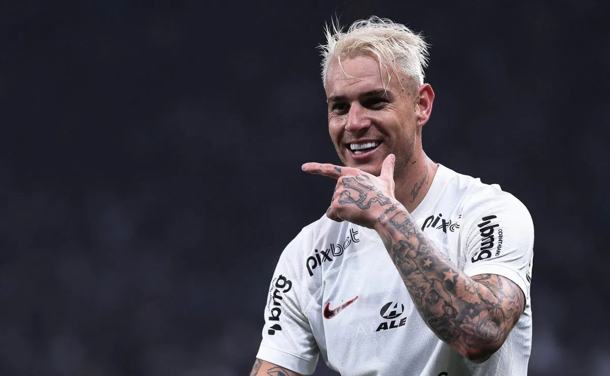 Roger Guedes de volta no Corinthians tem aprovação imediata da Fiel