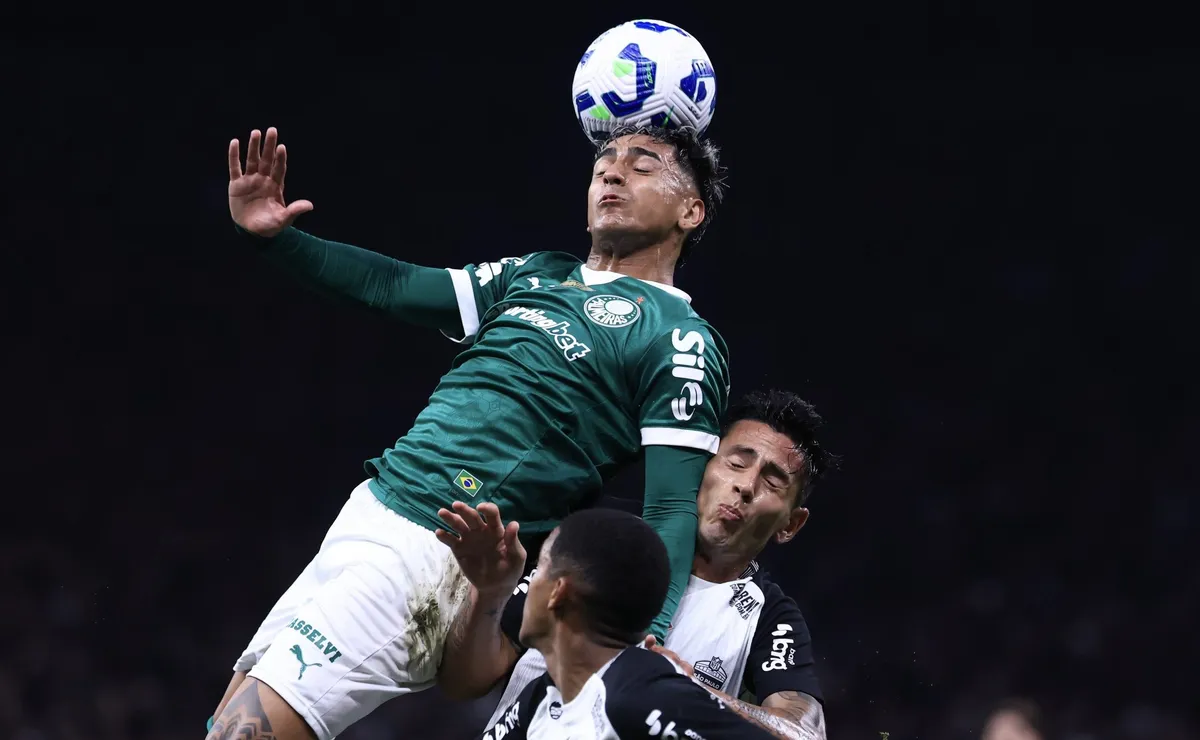 Memes de Corinthians x Palmeiras são postados na internet