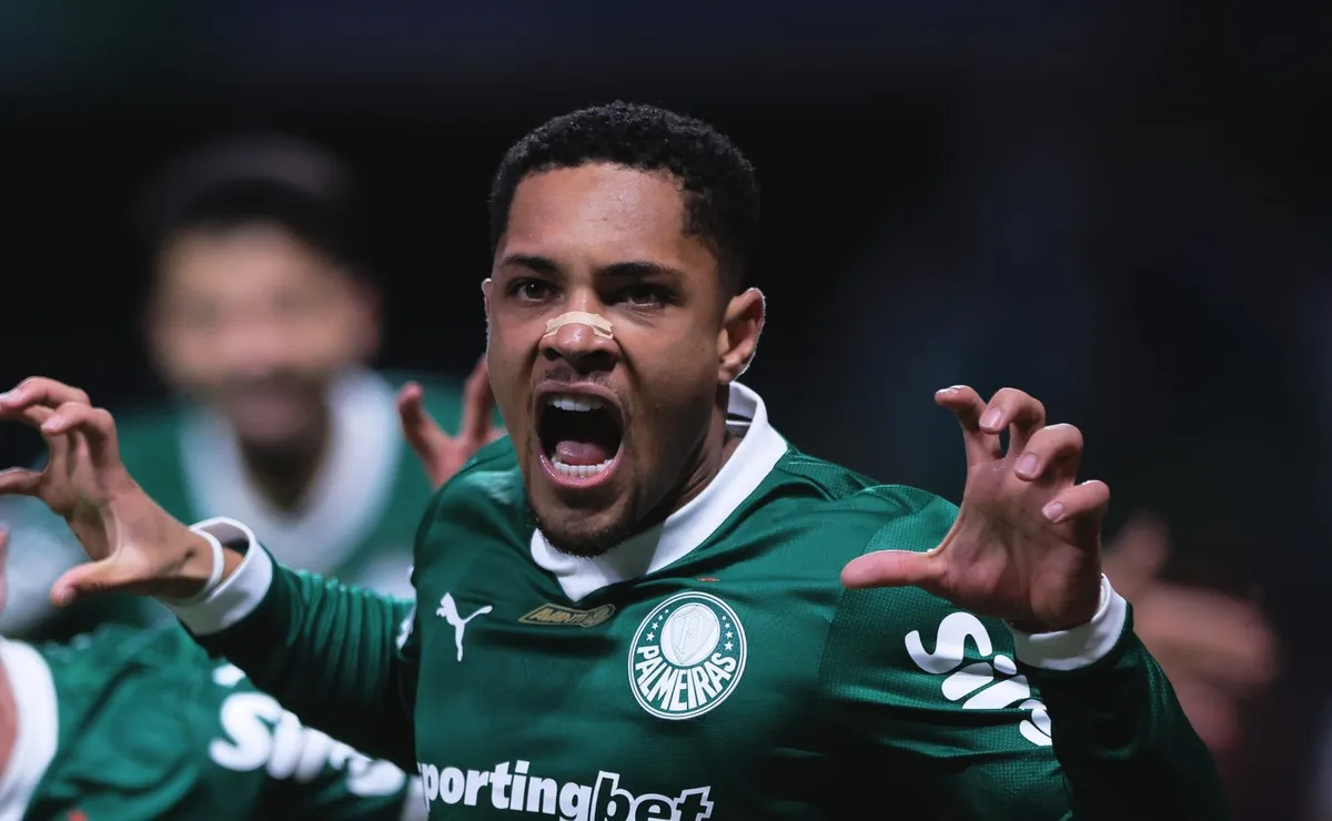 Palmeiras faz jogo 'apagado' no primeiro tempo, e reclama do árbitro