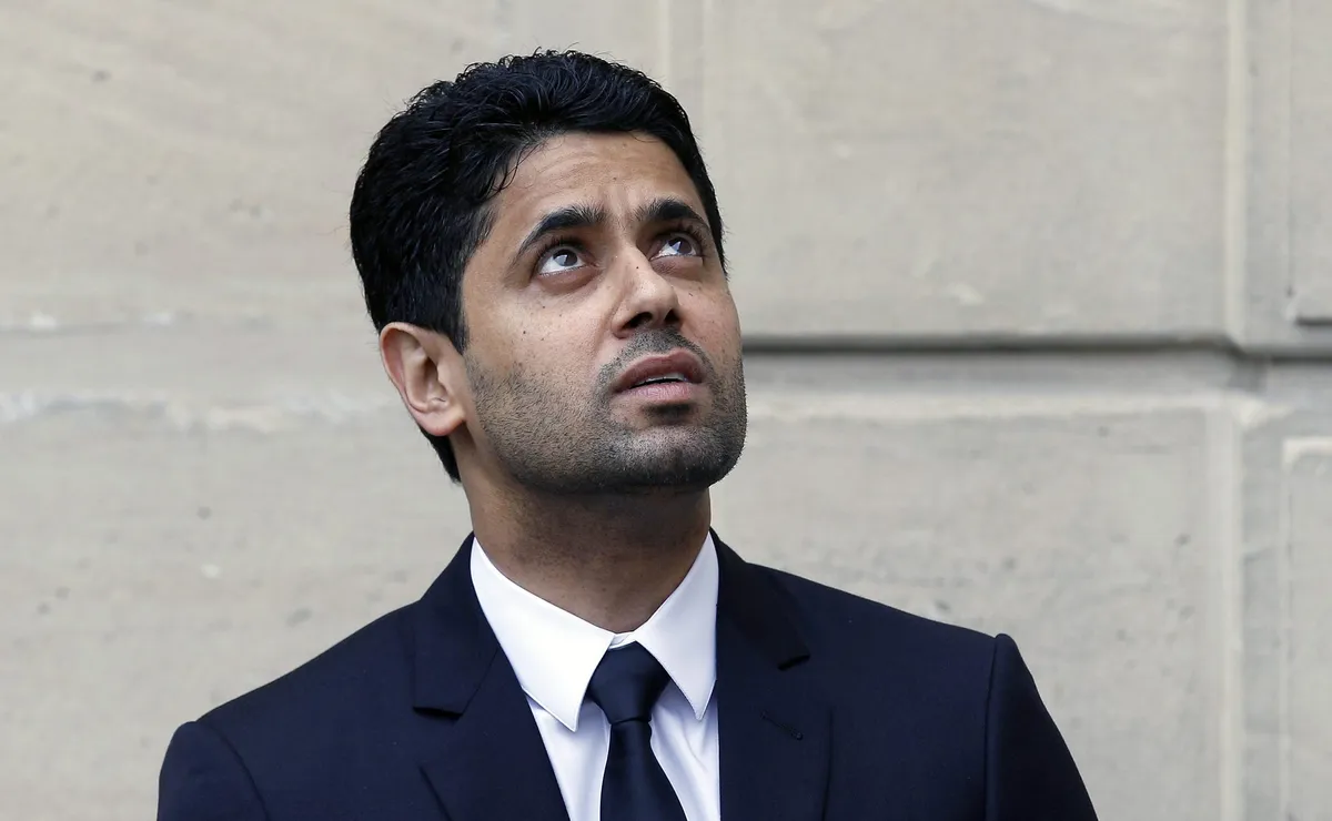 Nasser Al-Khelaifi, presidente do PSG, decide contratar Rayan, atacante ...