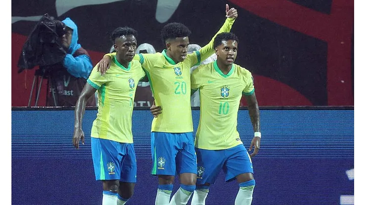 Estêvão marca para a Seleção e ataque brasileiro brilha no 1º tempo ...
