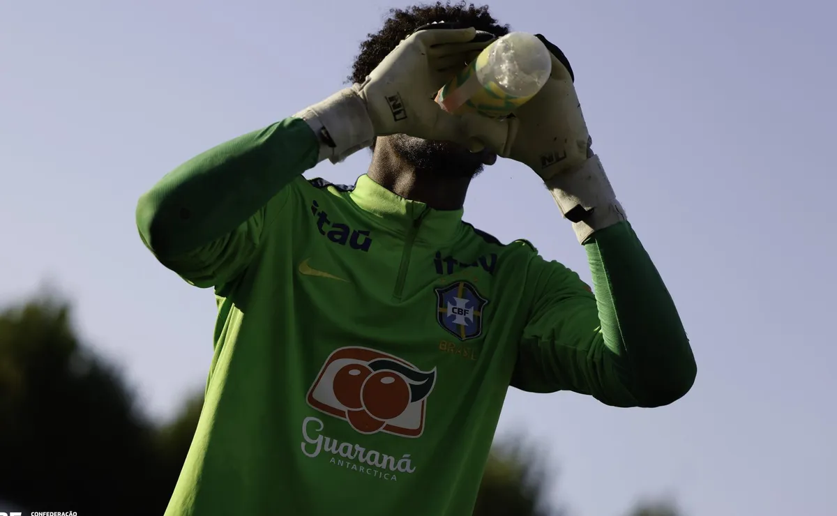 Ancelotti define Hugo Souza titular da Seleção contra o Japão