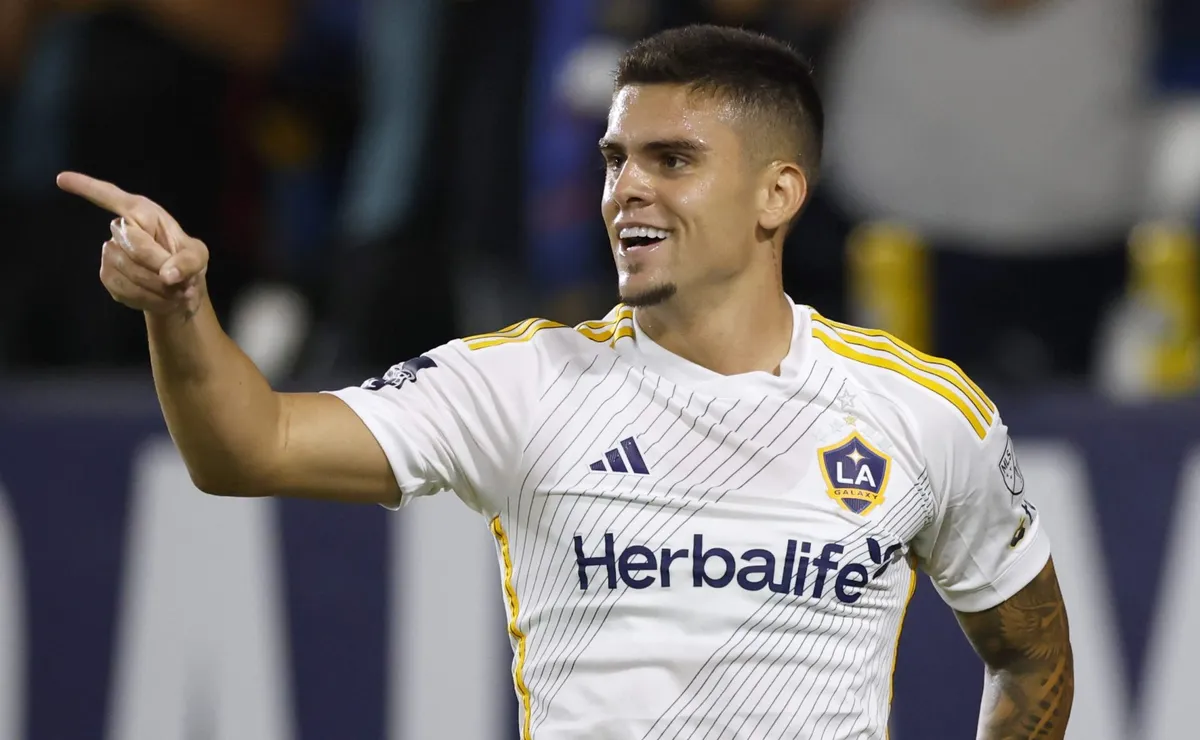 Gabriel Pec rende milhões ao Vasco após gol no LA Galaxy da MLS
