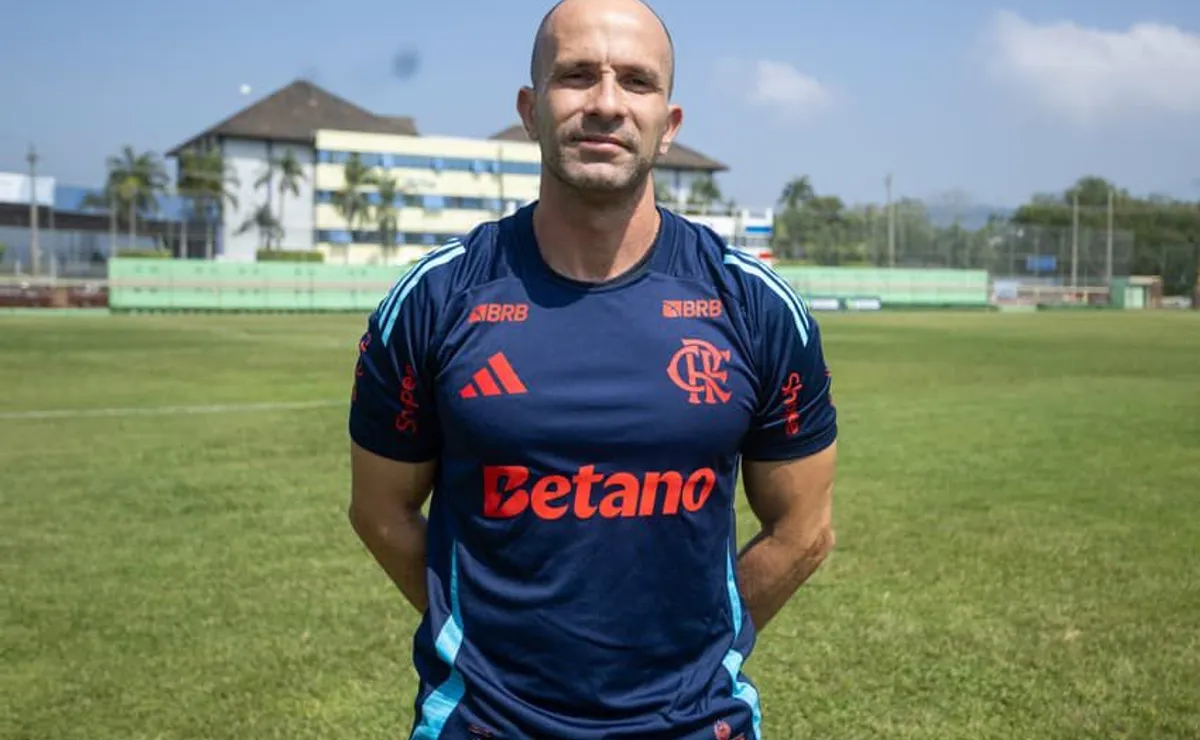 Celso Silva é o novo técnico do Flamengo Feminino após saída de Rosana