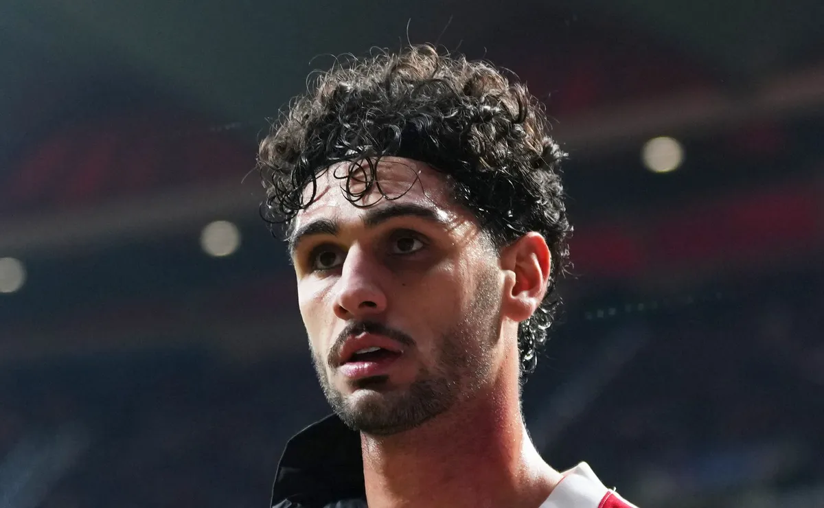Johnny é oferecido a clubes brasileiros após perder espaço na Espanha