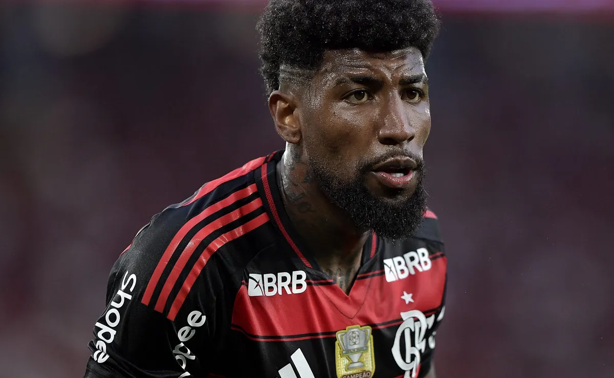 Emerson Royal quer permanecer no Flamengo em 2026
