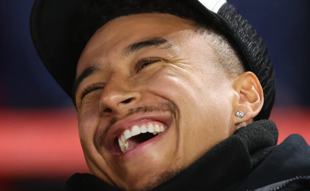 Lingard ligou para Memphis Depay após 1º contato do Corinthians