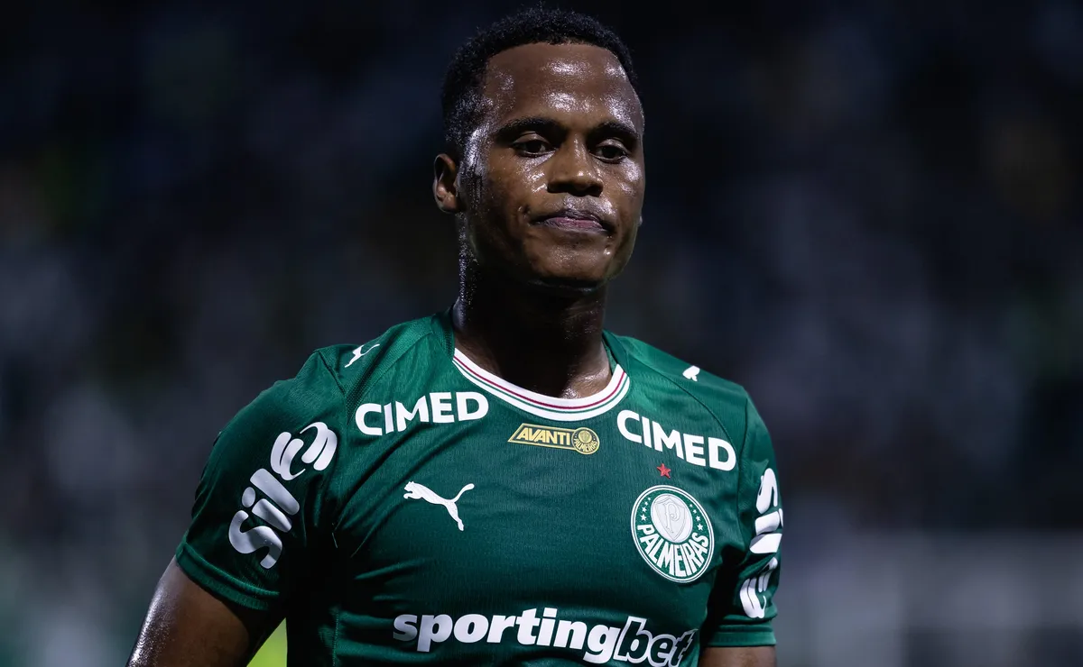 Abel Ferreira explica situação de Jhon Arias no Palmeiras
