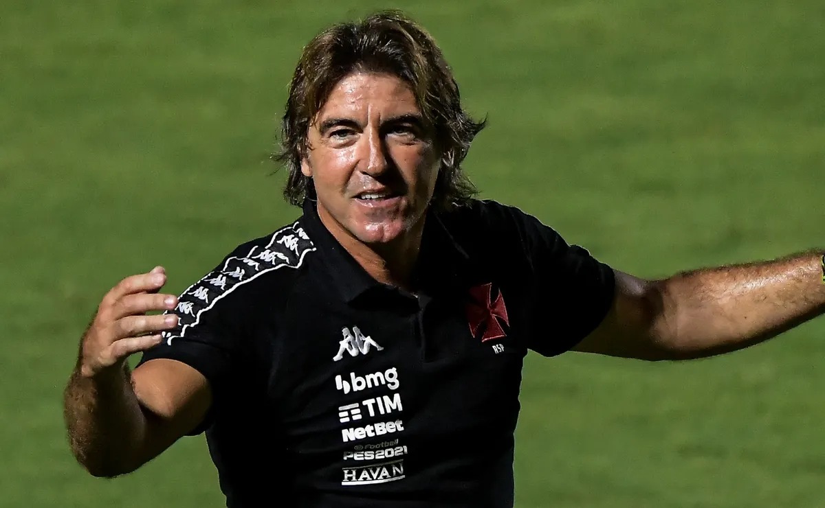 Ex-Vasco, Ricardo Sá Pinto relata crise no Irã antes de conflito com os EUA