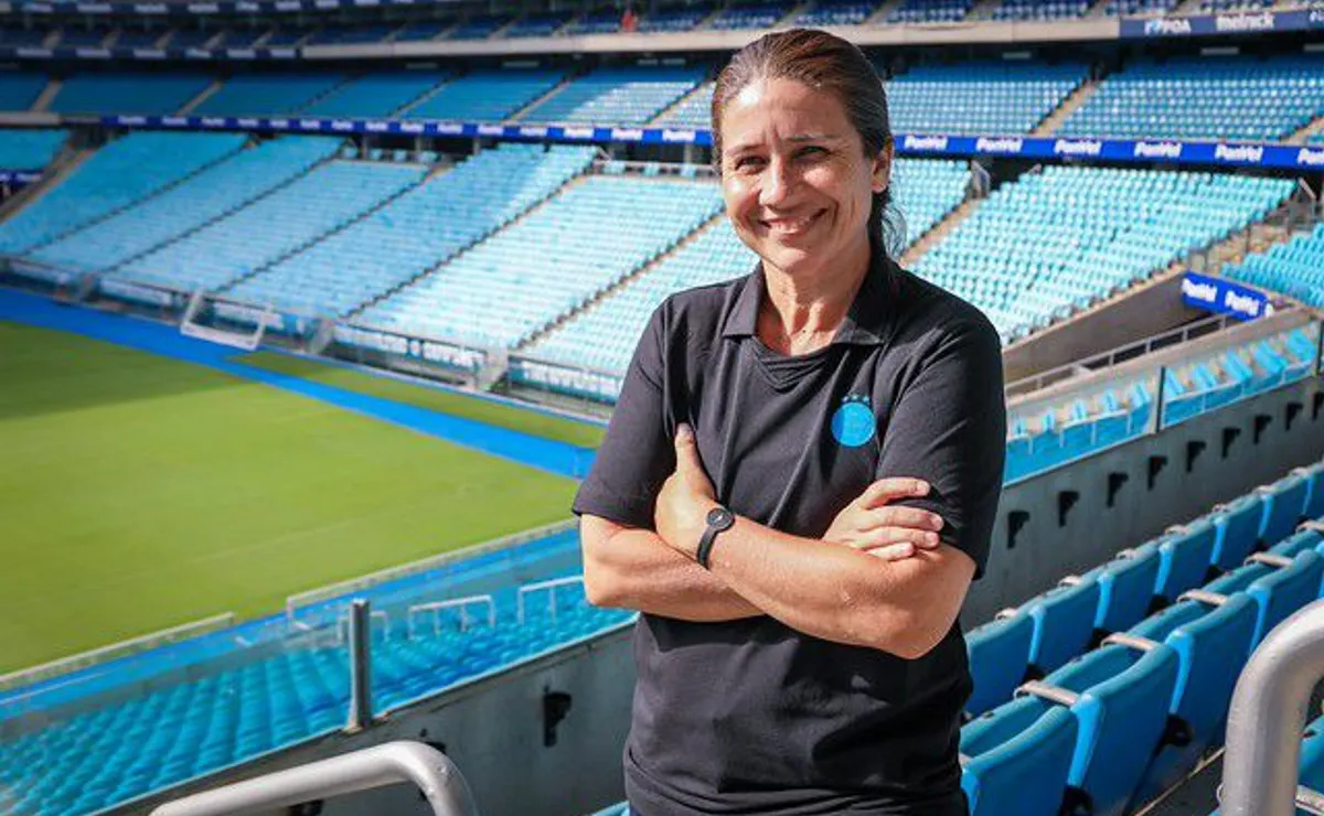 Jéssica de Lima é anunciada como nova técnica do Grêmio Feminino