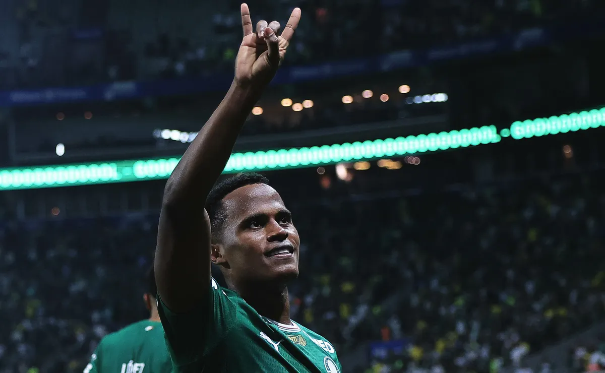 Palmeiras vence com gol de Árias, mas vê Danilo marcar no Allianz