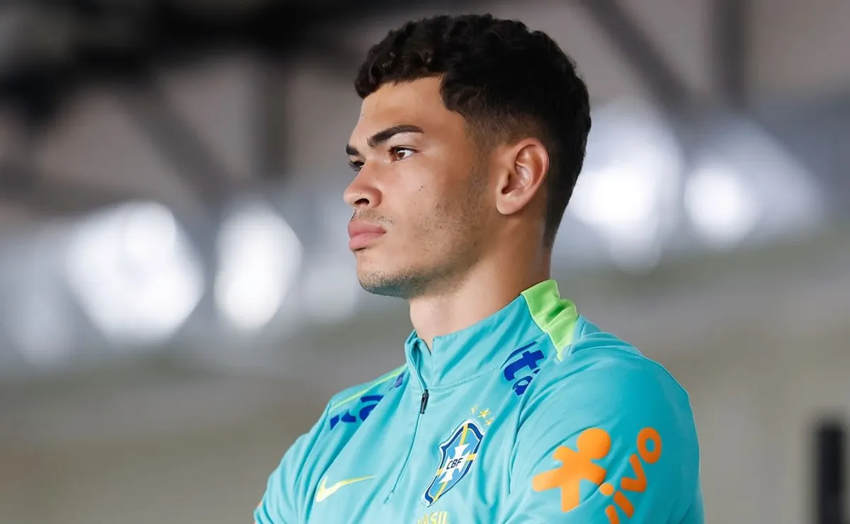 Botafogo avança em negociações pela contratação de Anthony