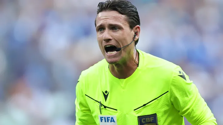 Copa do Mundo: Ramon Abatti Abel recebe elogios na Fifa