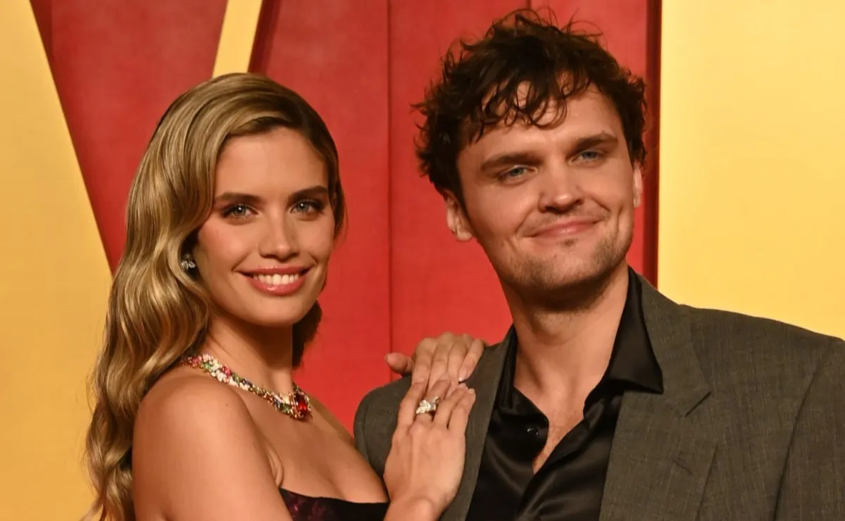 Is Sara Sampaio still Ray Nicholson's girlfriend? 'Smile 2' actor's ...