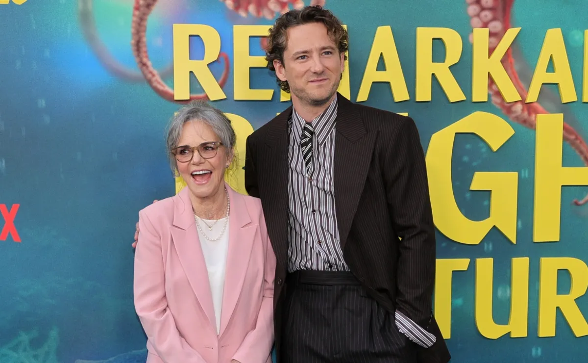 Remarkably Bright Creatures Has Netflix Audiences Reaching For