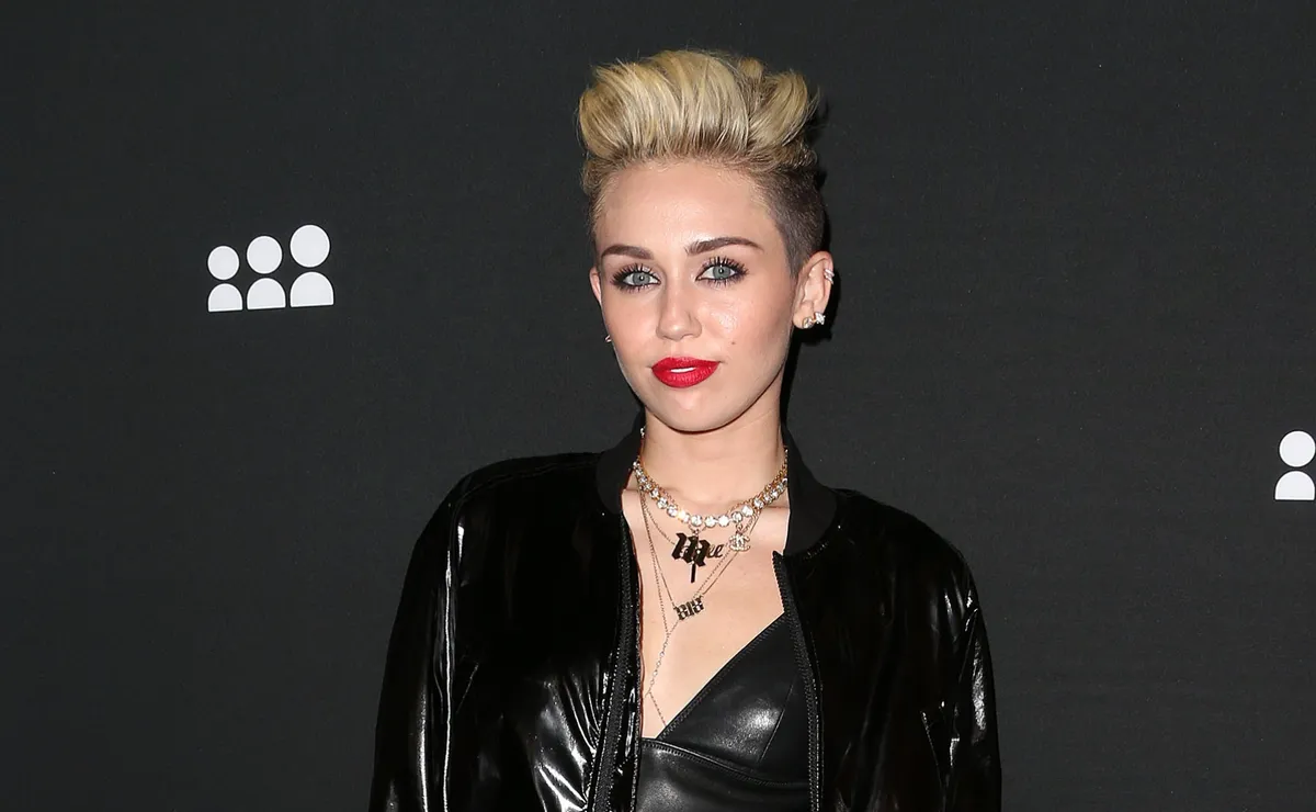 13 Years of 'We Can't Stop': How Miley Cyrus Shattered Her Past and ...
